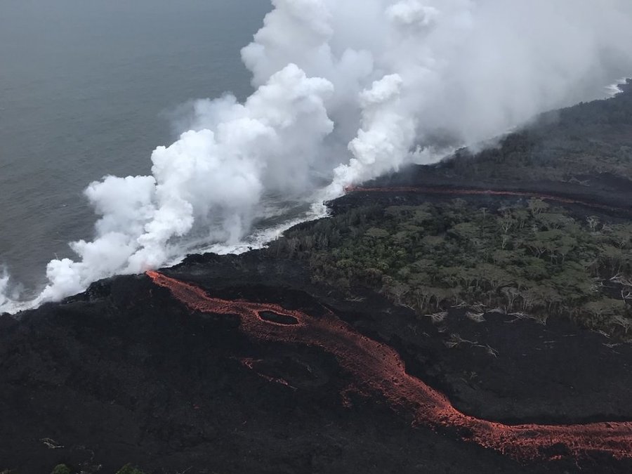 More evacuations ordered in Hawaii as volcano activity intensifies ...